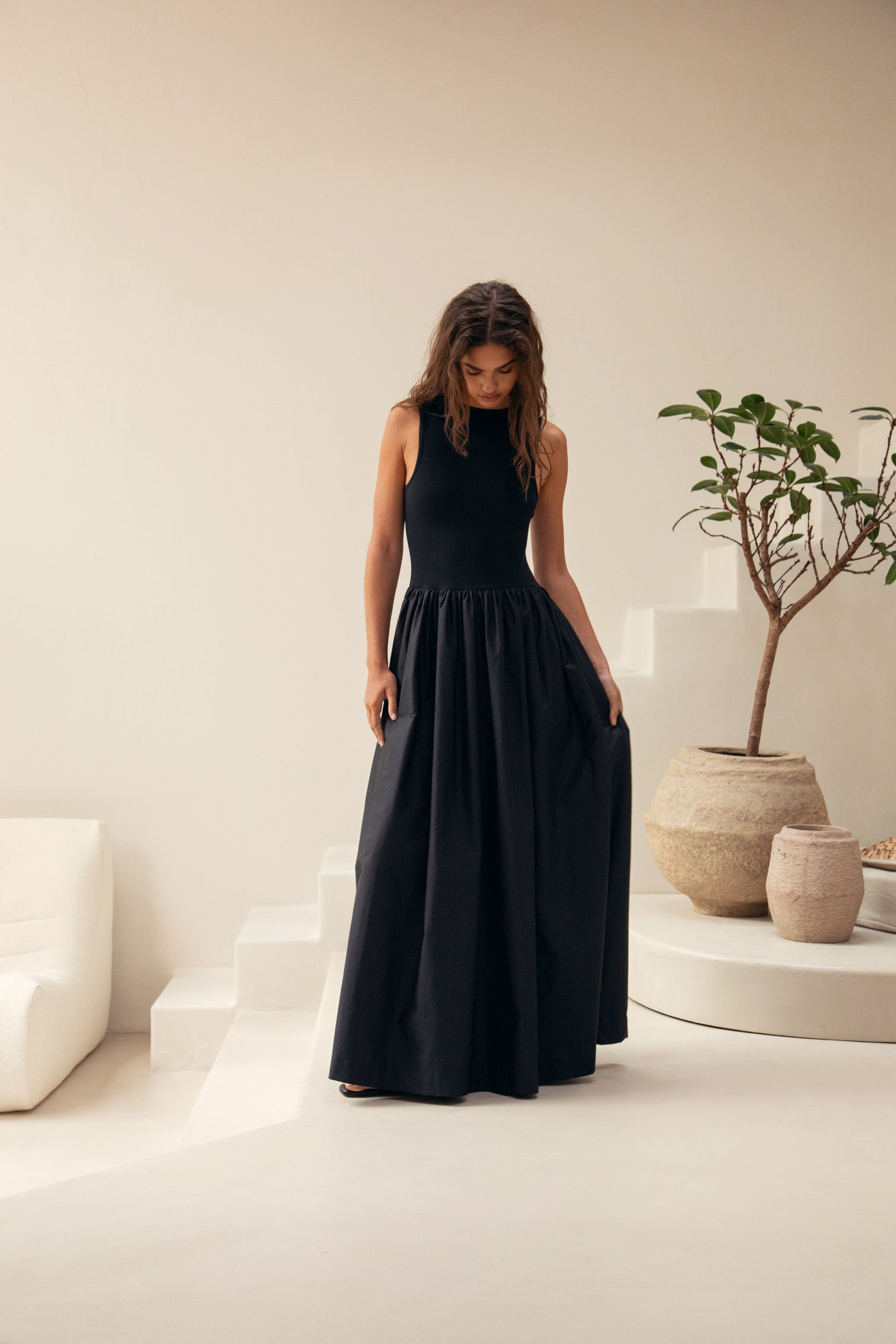 Le Vandy - La Robe Longue Bi-Matière Ultra Désirable & Sculpturale ...